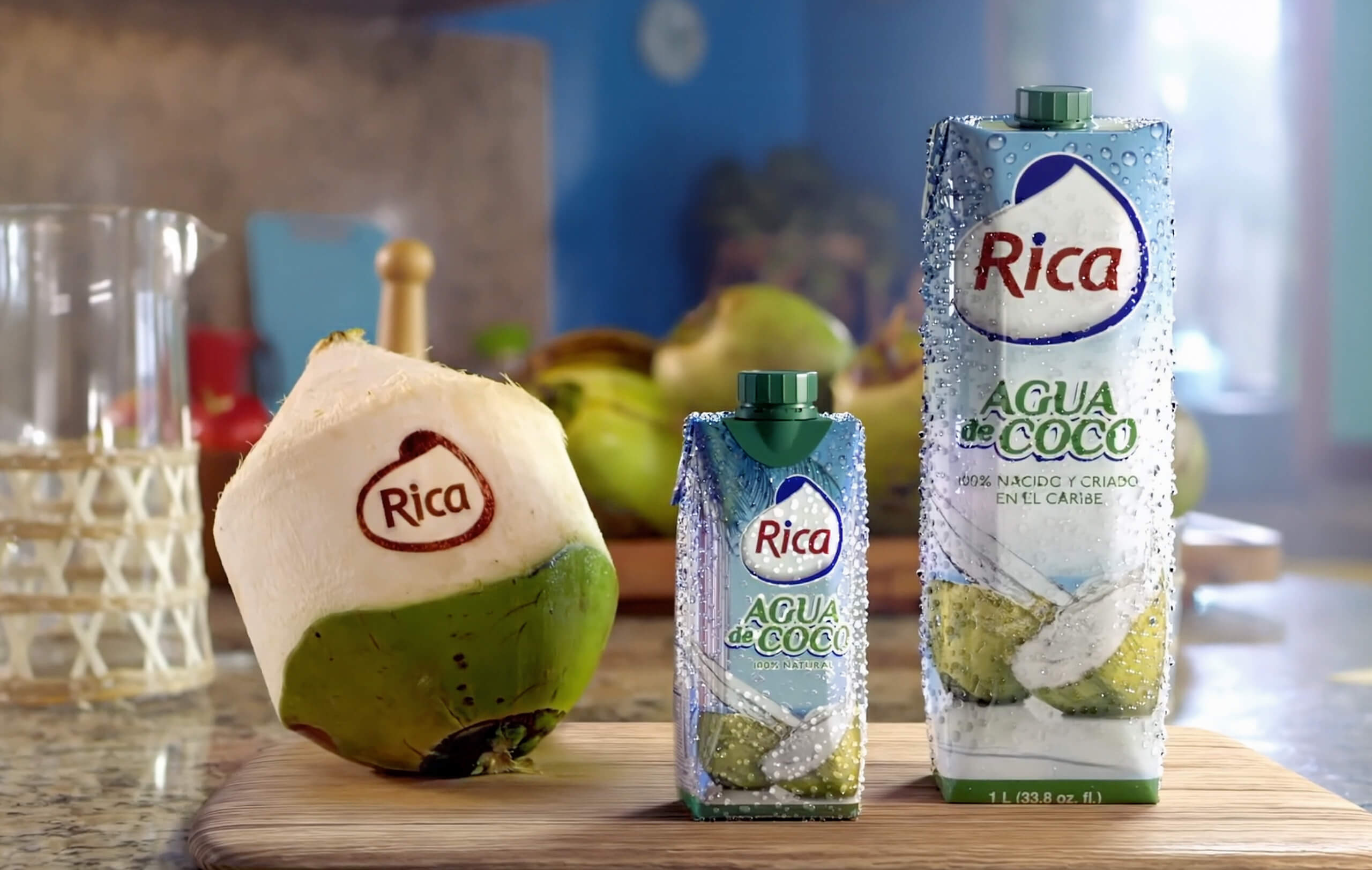 Rica Agua de coco - Publicidad 101 - PUB101RD
